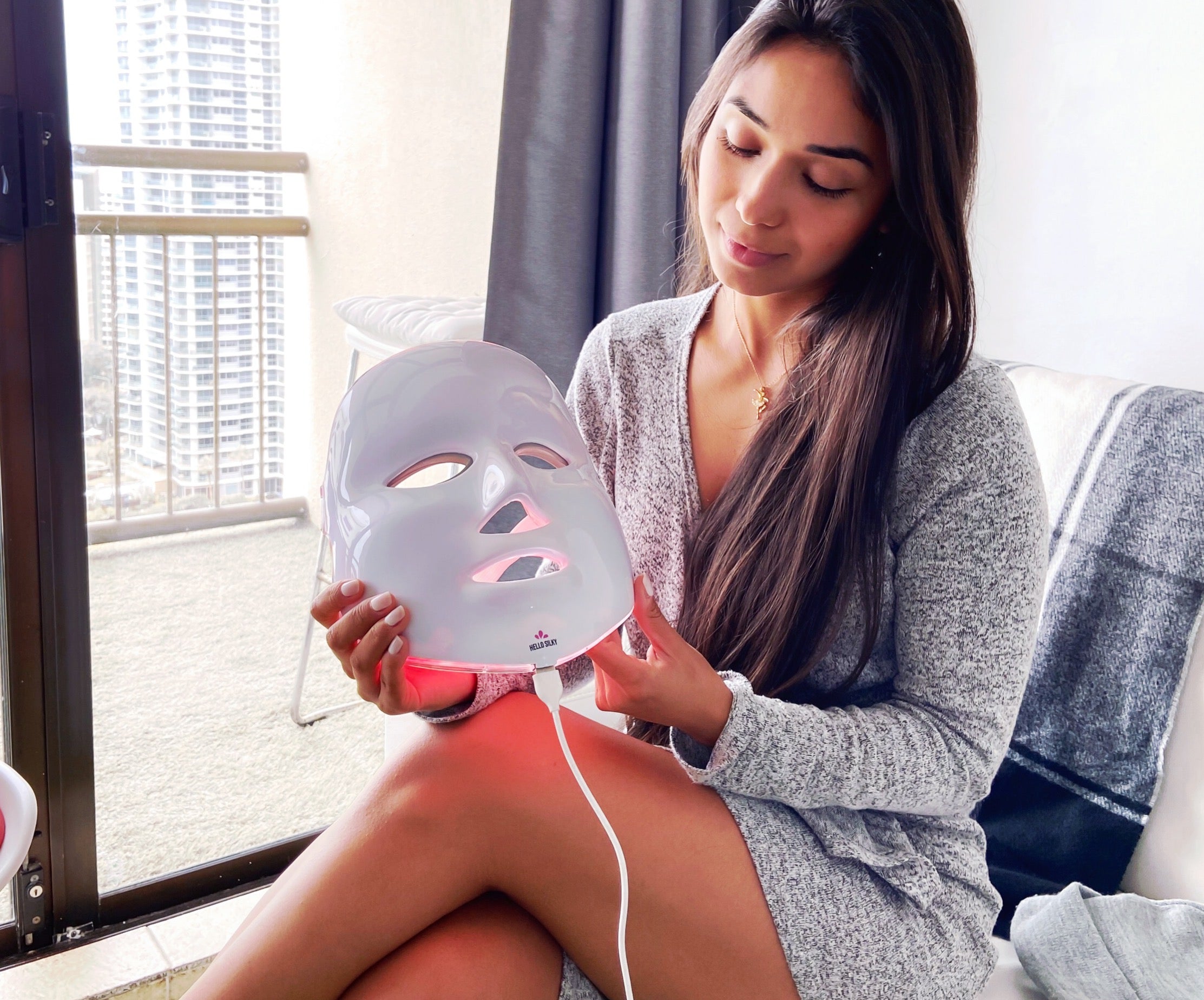 Why Light Has Such Benefits On The Skin? – Hello Silky